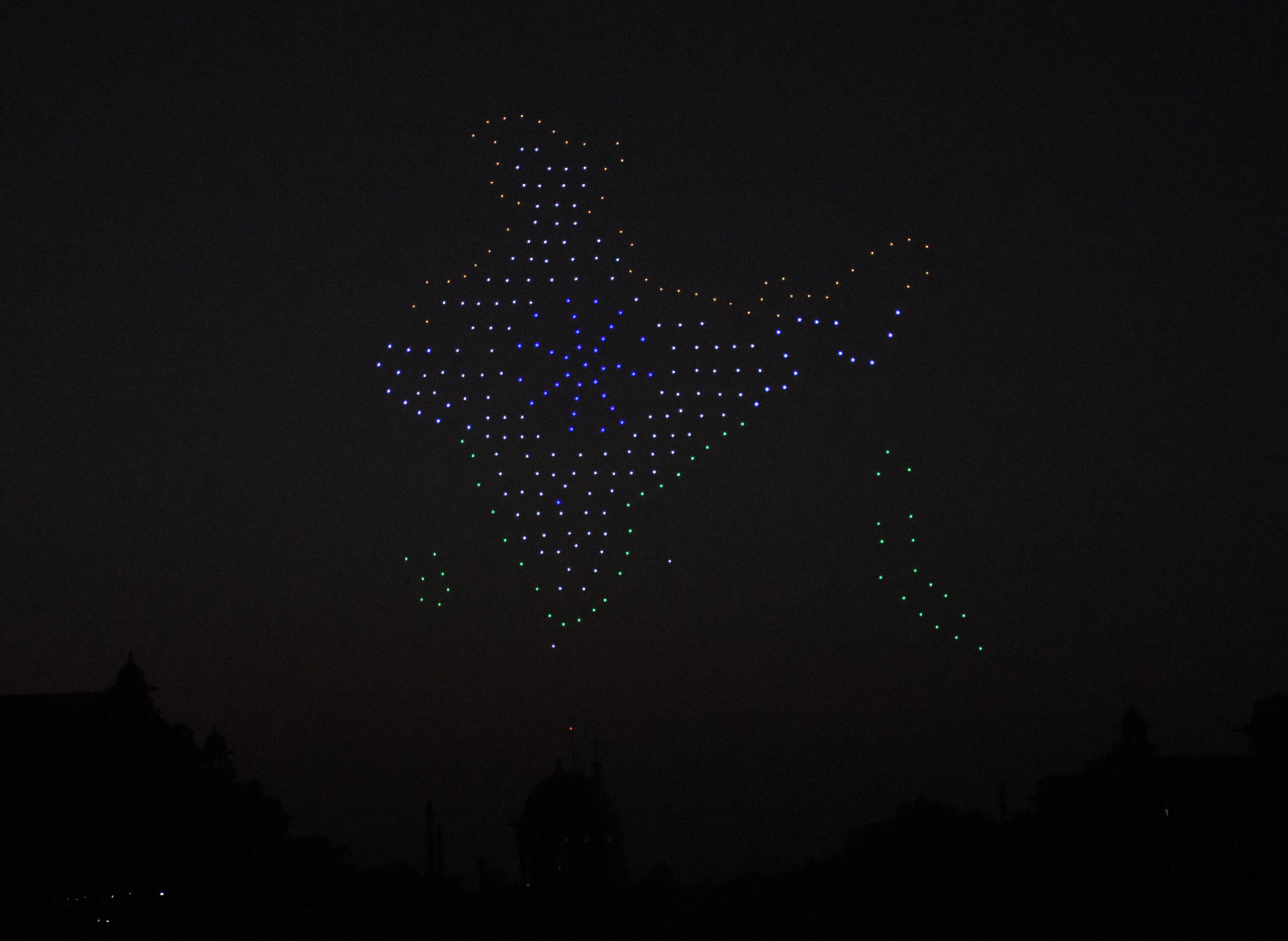 Complex drone formations leave viewers mesmerised - Meghalaya Monitor