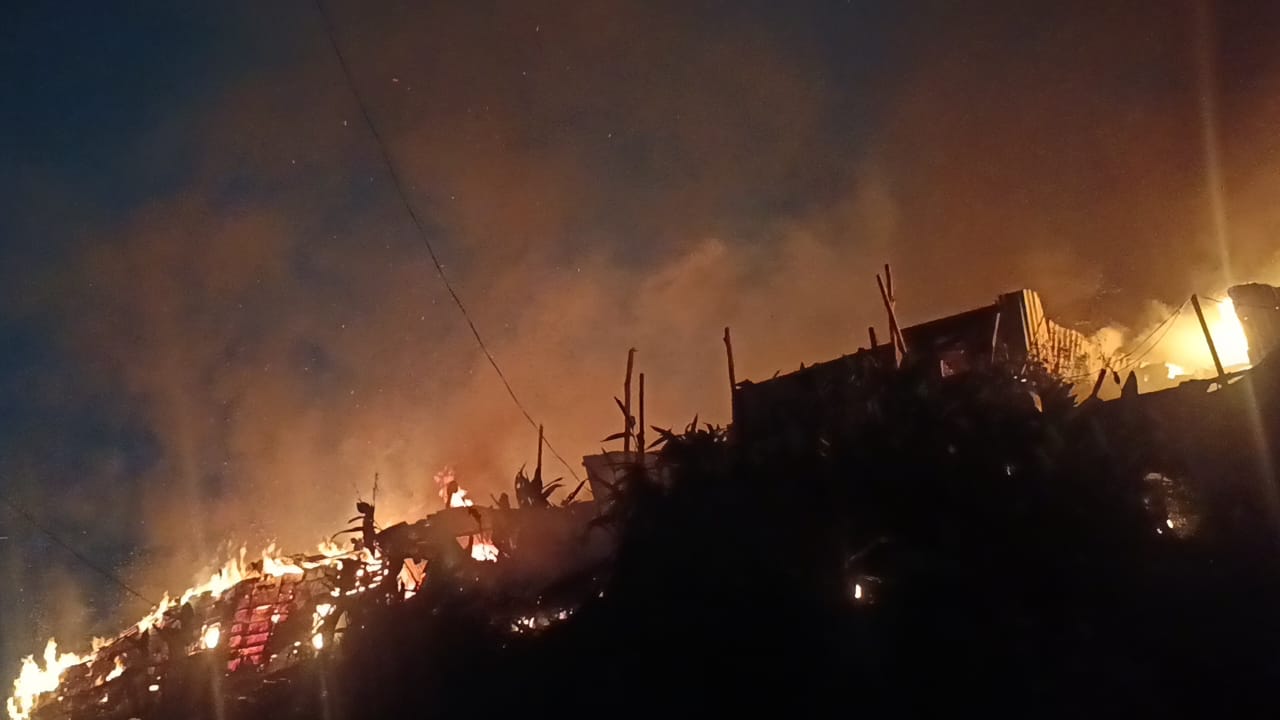 Fire ravages make-shift houses in city - Meghalaya Monitor